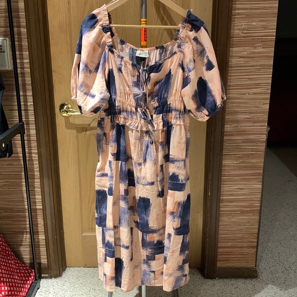 Universal Thread | Dresses | Universal Thread Blush And Navy Maxi Dress ...